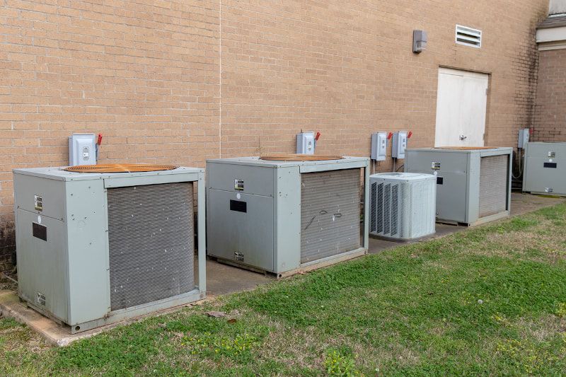 4 Signs You Need a New AC in Lutz, FL